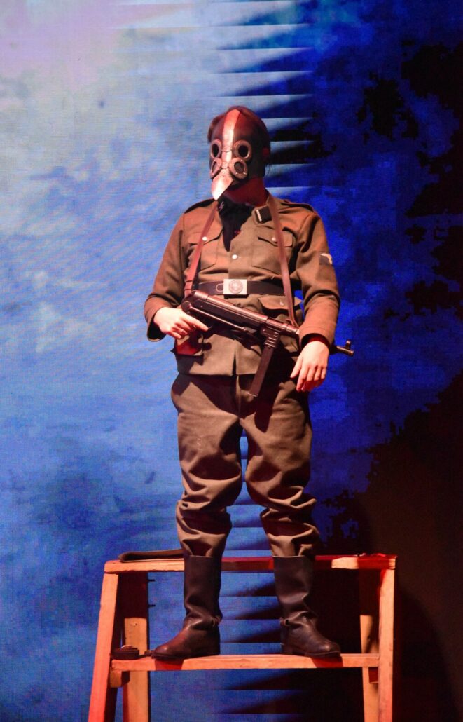 „Rotmistrz Pilecki. Ofiarowanie” – spektakl teatralny w Muzeum Pamięć i ...