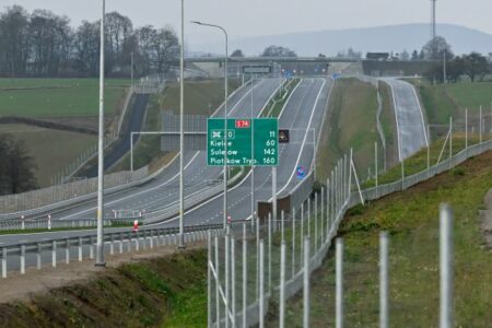 PiS złożyło dwa projekty dot. infrastruktury drogowej i funkcjonowania ...